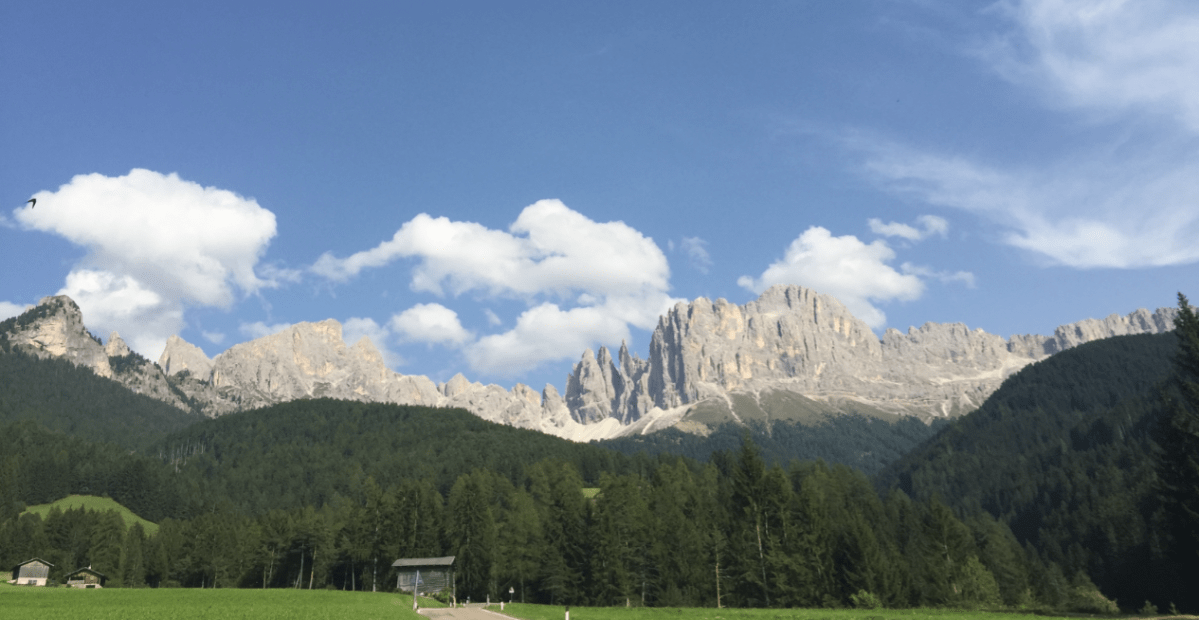 Hiking King Laurin and his Rose Garden | MCU on Eclipse