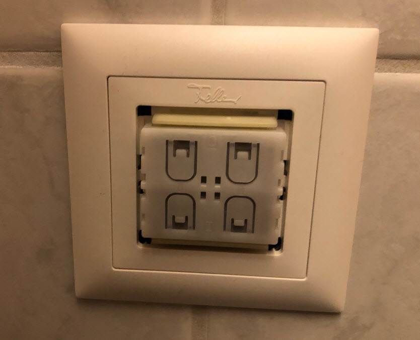 3D Printed Mounting Bridge for Feller Smart Light Control for Philips Hue | MCU on Eclipse