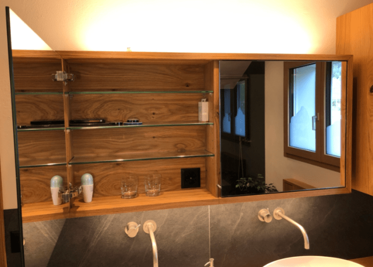 mirror-cabinet | MCU on Eclipse