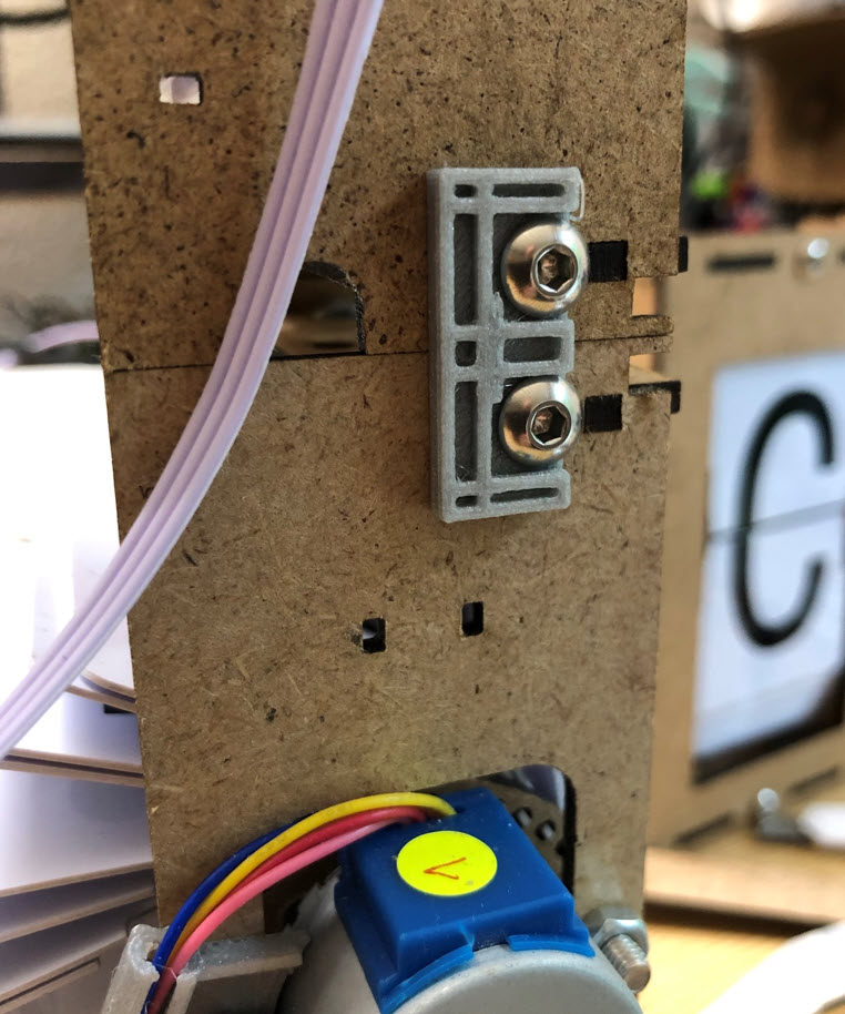 DIY Split-Flap Display | MCU on Eclipse