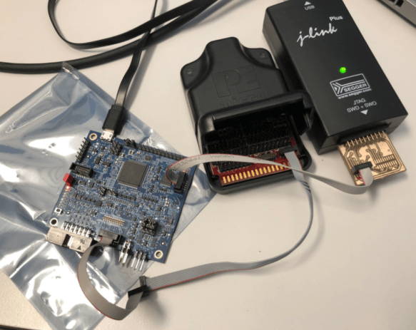 Debugging the LPC804 on the MCU-Link Pro with an external Debug Probe ...