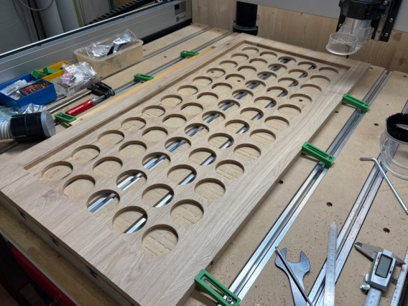 New MetaClockClock: Combining Art and Technology in Clocks | MCU on Eclipse